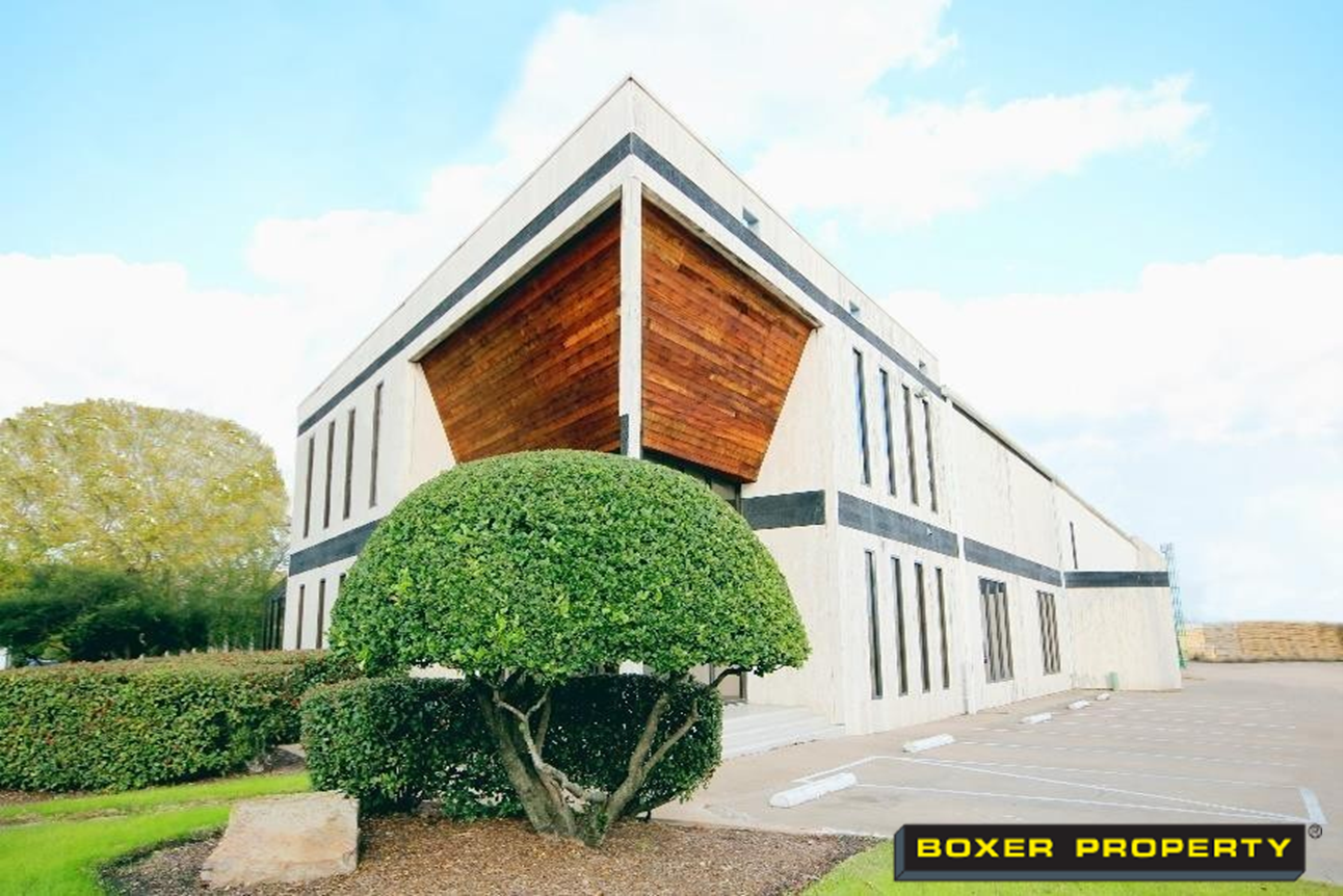 Houston Pets Alive Signs Over 9K SQ FT New Lease at 2800 Antoine Crossing